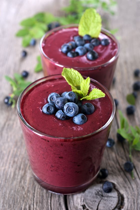 25 Best Vegan Smoothie Recipes (Healthy Plant-Based Smoothies)